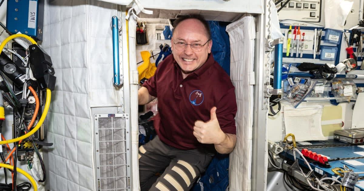 NASA’s Mike Fincke passes ISS command to Sergey Kud-Sverchkov ahead of ...