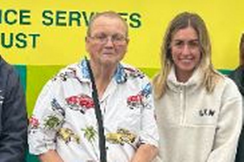 Dog walker reunites with the stranger who saved his life