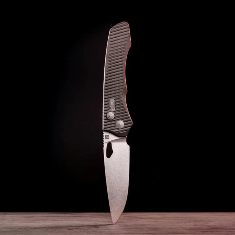 Is this the last great Griffin? Real Steel's Ultimatum knife