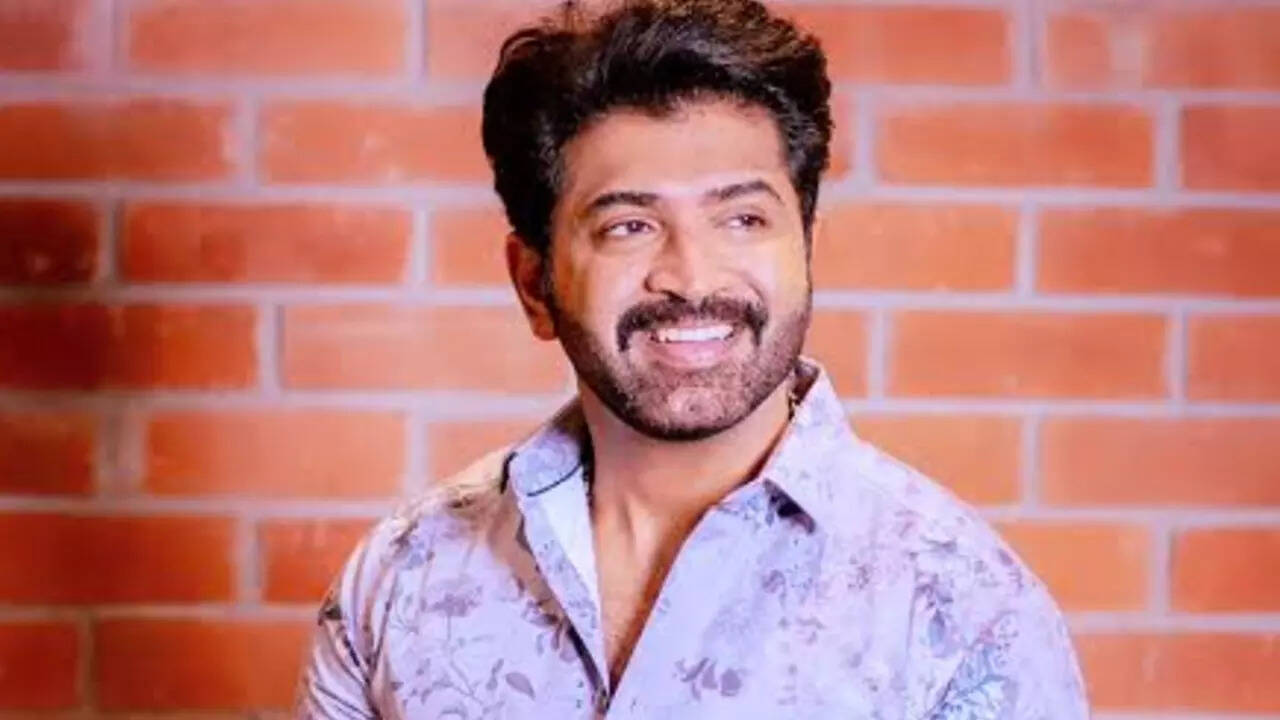 Arun Vijay seeks blessings at Tirupati; confirms 'Borrder' revival ...