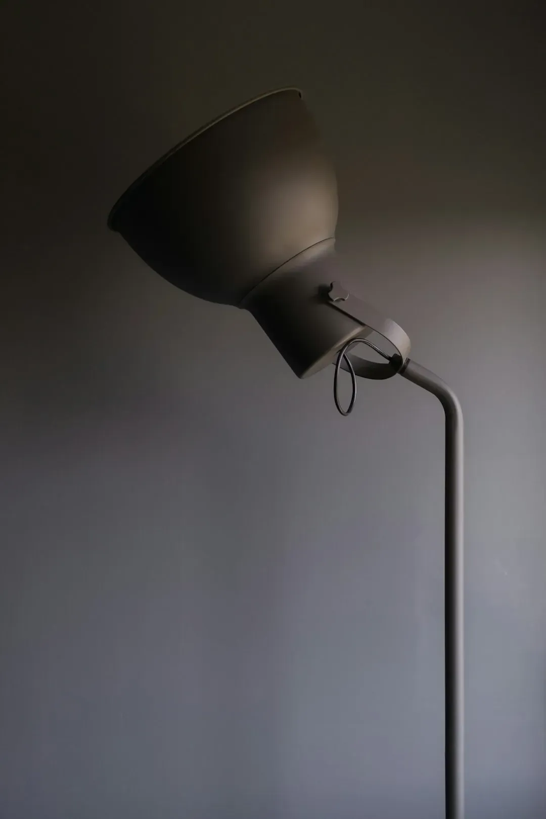 8 decor choices designers say make homes feel instantly dated