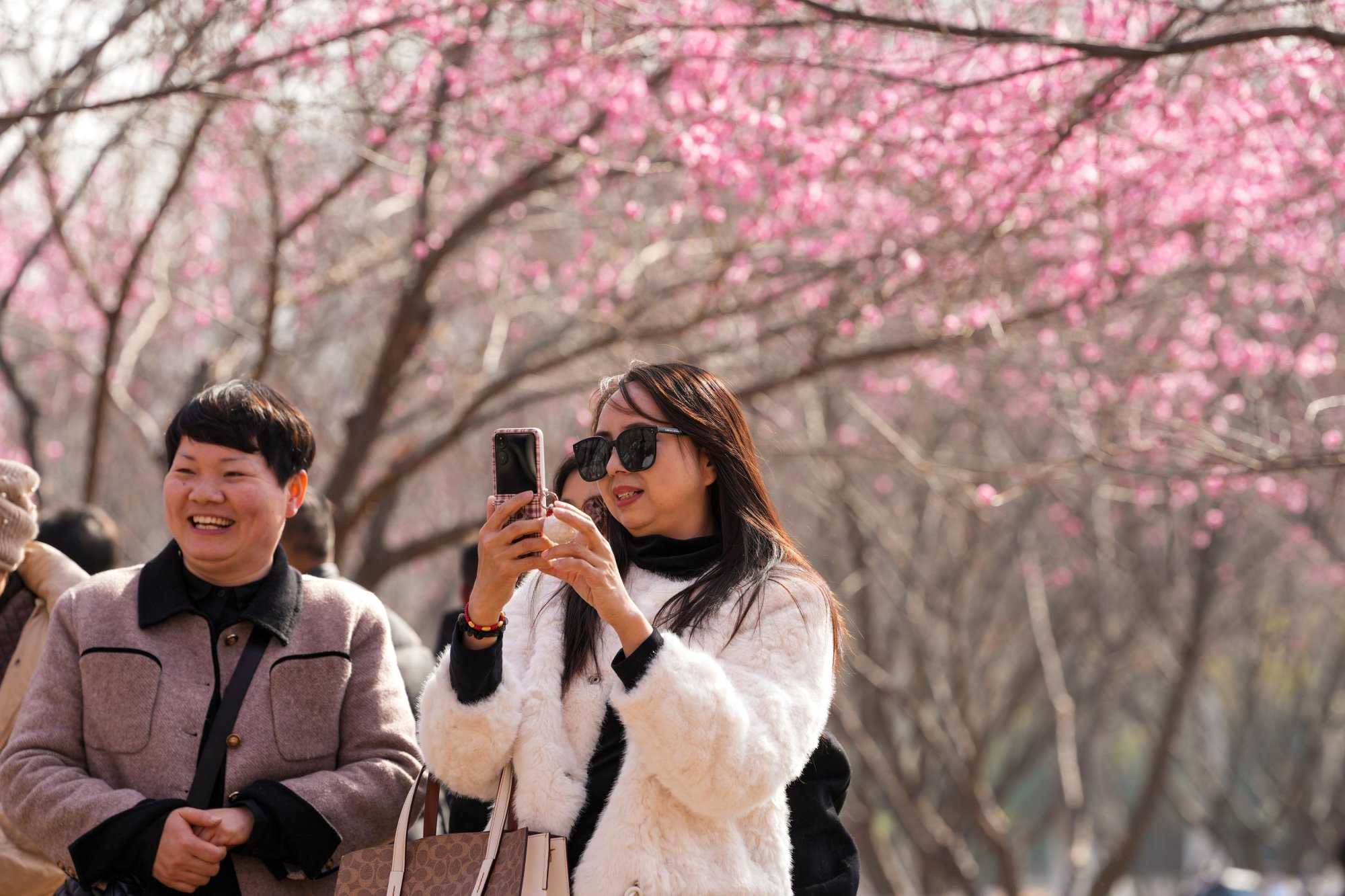 Eenzaamheid groeit in China, 'ben je dood?'-app daarom razend populair