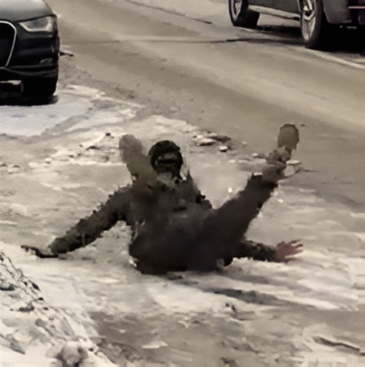Viral clip shows ICE agent slip on frozen pavement at Minnesota protest ...