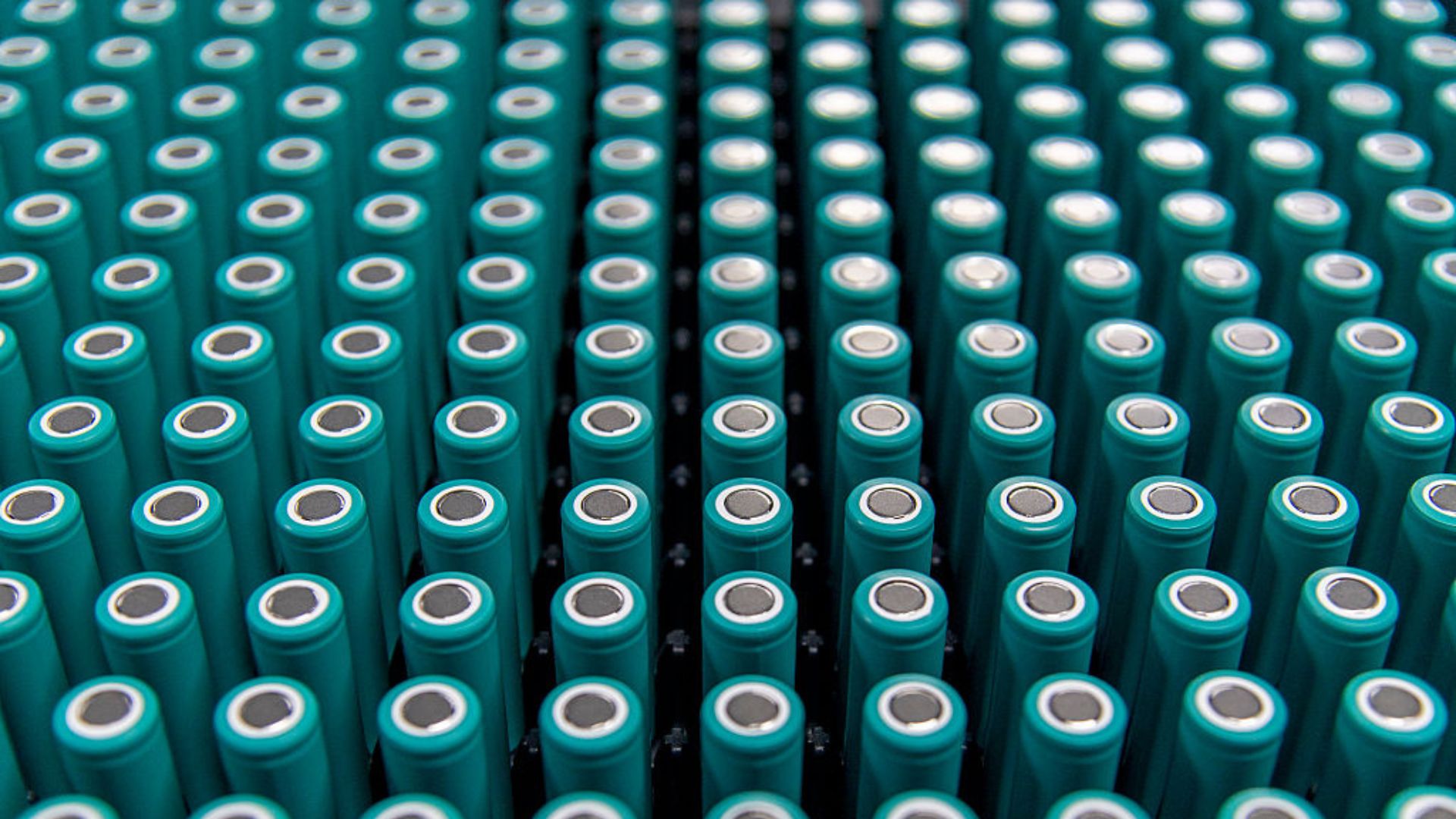 Water-based zinc battery achieves 1,000 cycles with bamboo-derived hydrogel