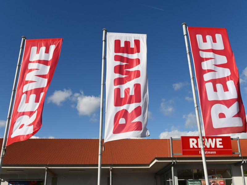 Rewe news: "Deutschland-Korb" - was Rewe, Aldi & Co. dazu sagen