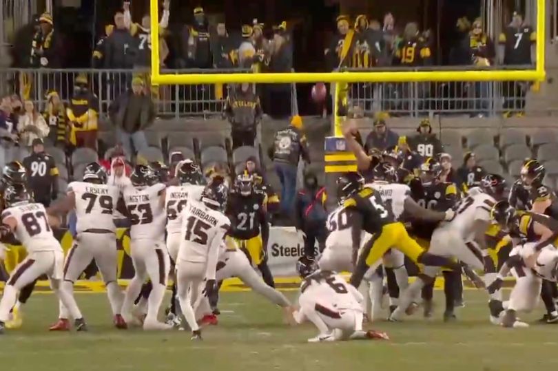 Joe Buck aims brutal $200,000 dig at Texans star after absurd playoff ...