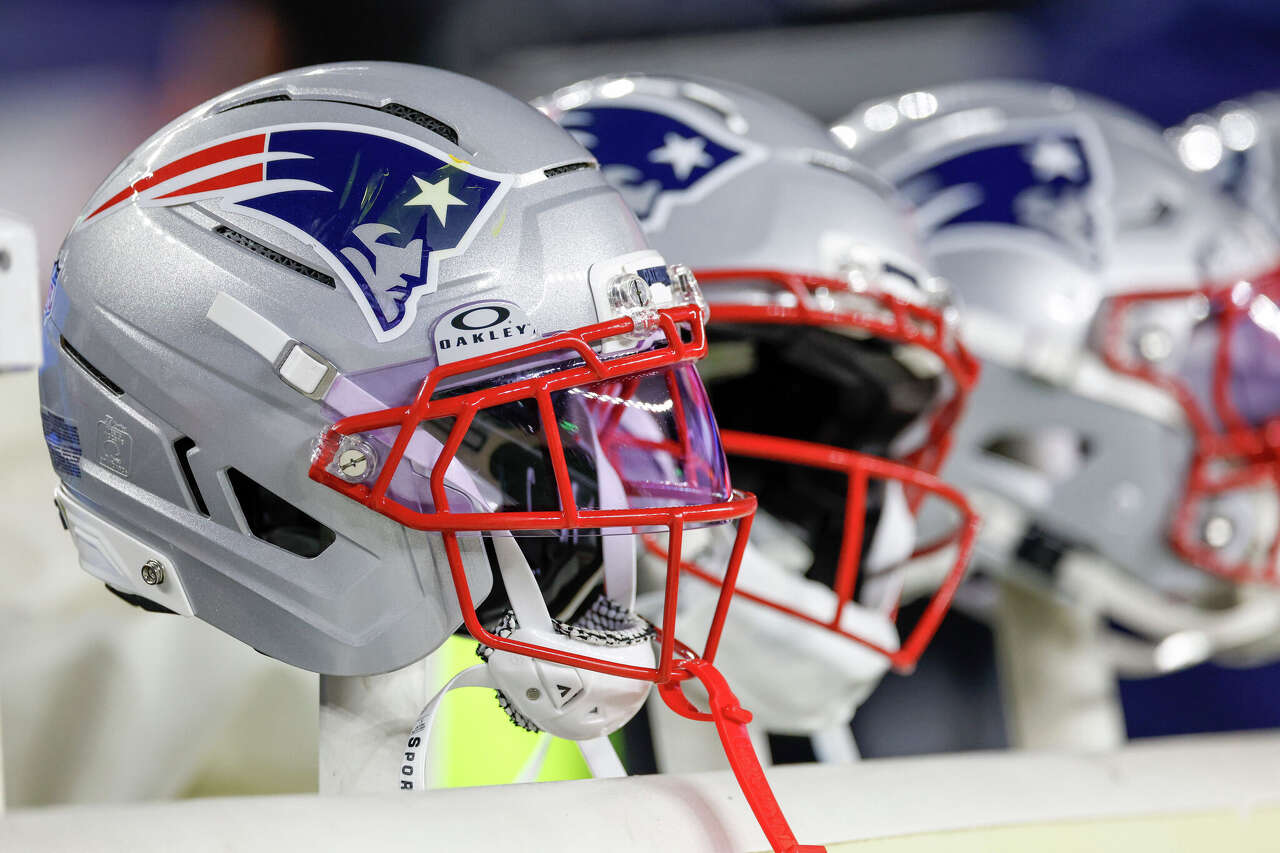 Houston Texans vs. New England Patriots: Live updates from NFL playoff game