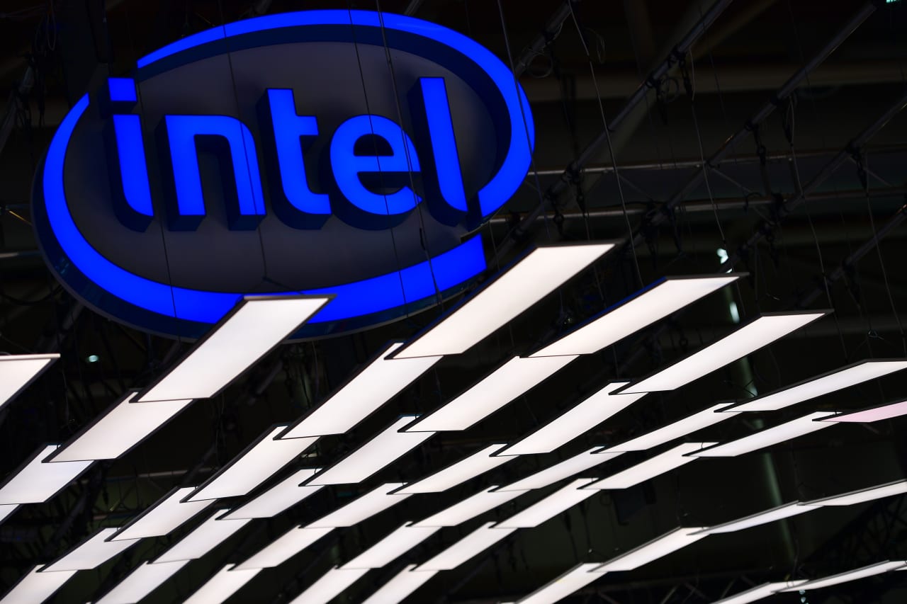 Intel Stocks Surges. It’s Shaping Up to Be a Good Year for Chip Makers.