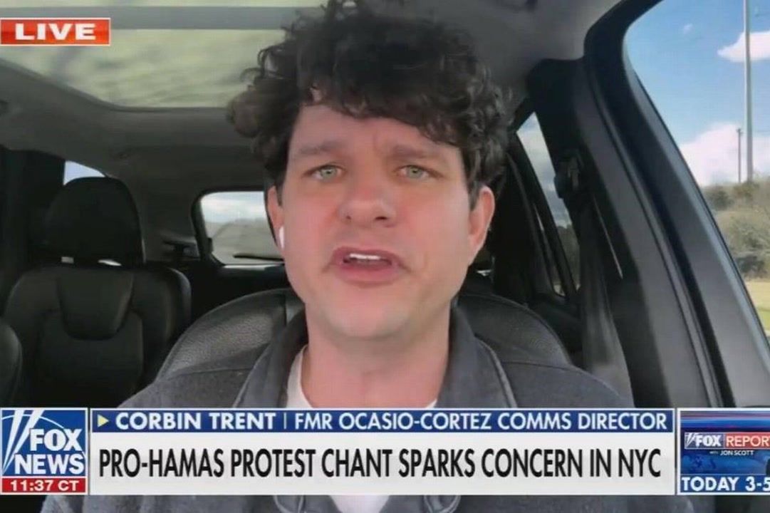 Heated Fox News exchange over Minneapolis ICE shooting