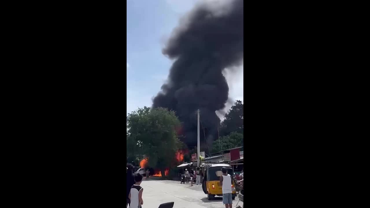 Huge blast rips through petrol station in the Philippines