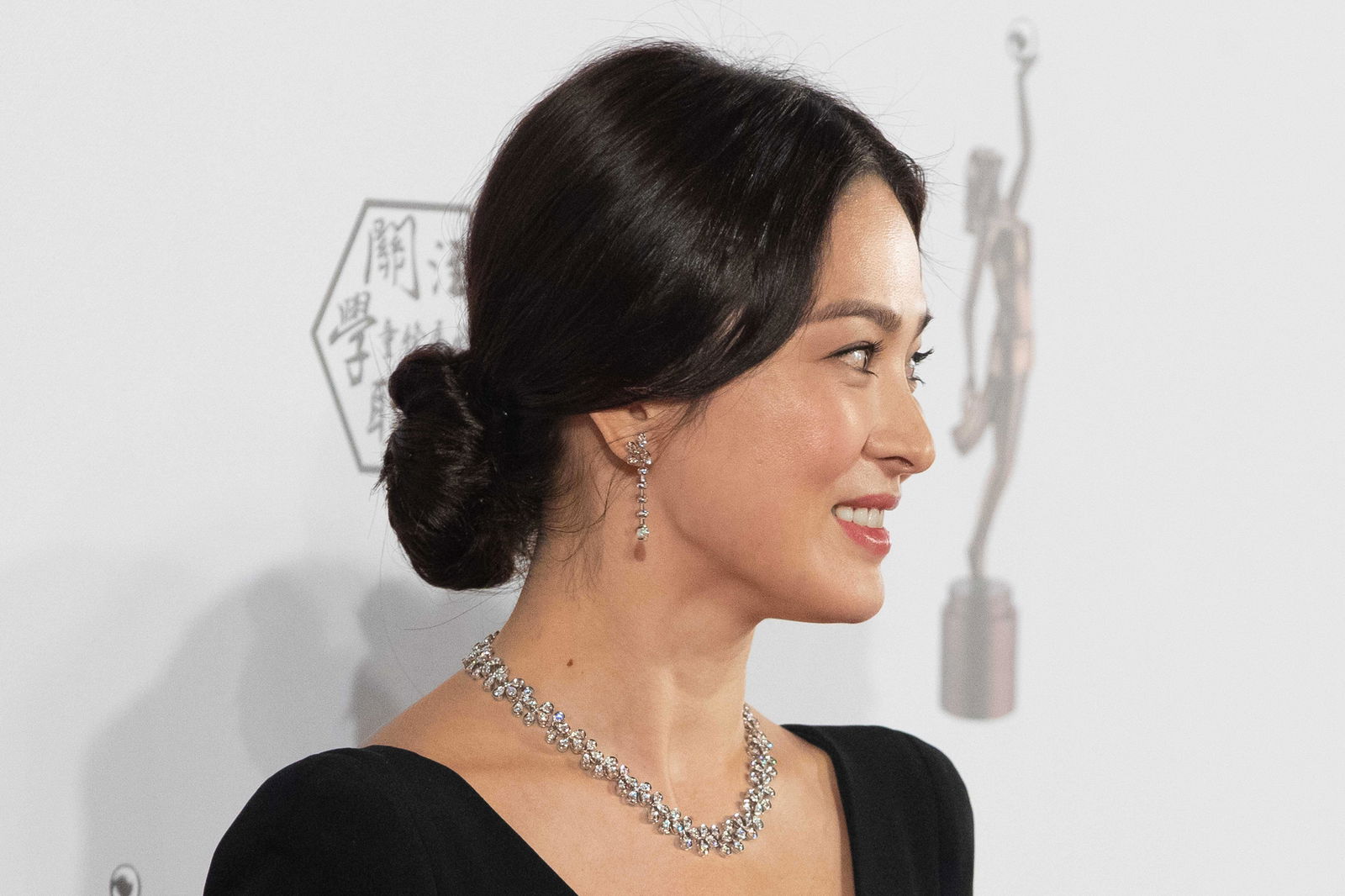 'Show Business' plot revealed, cast confirmed and release window ...