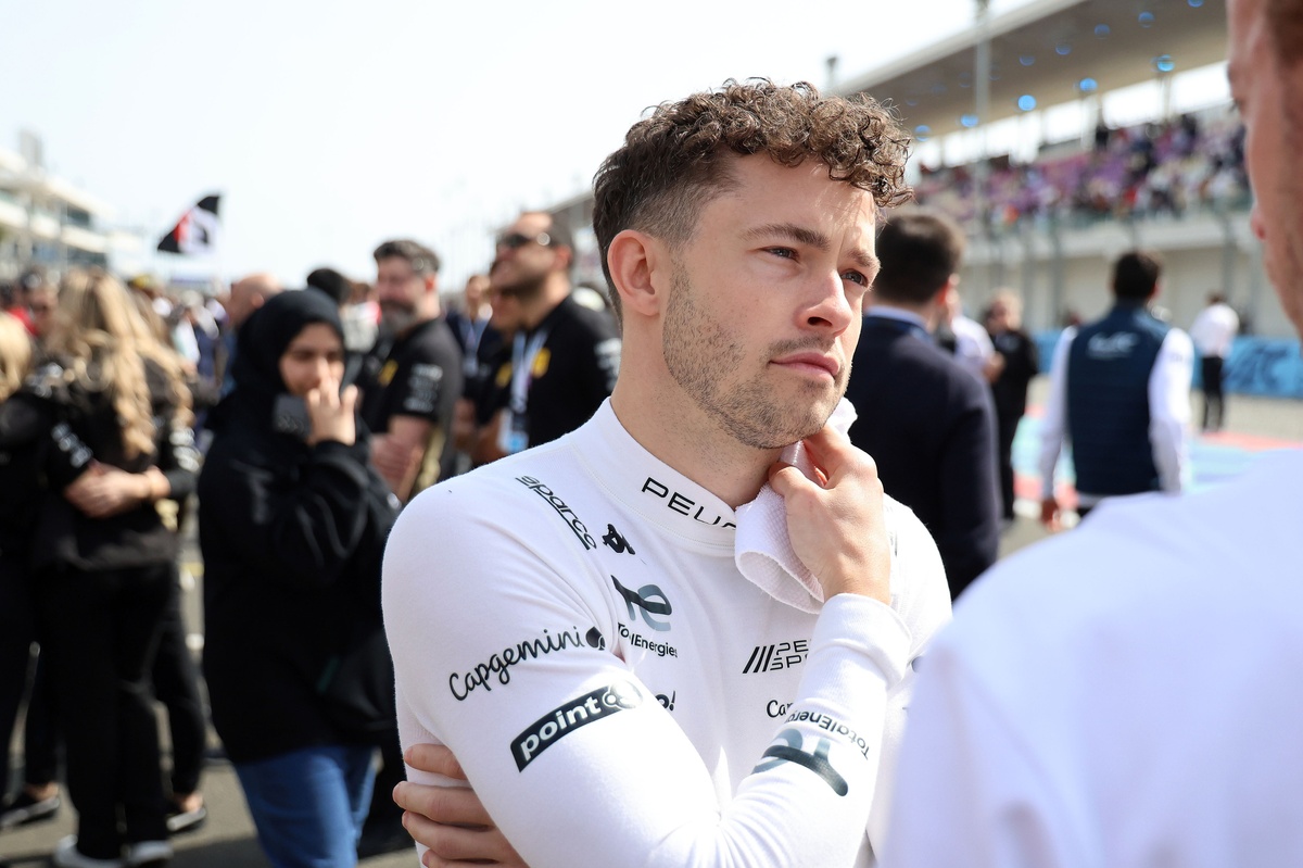 McLaren announces first driver for 2027 WEC Hypercar programme