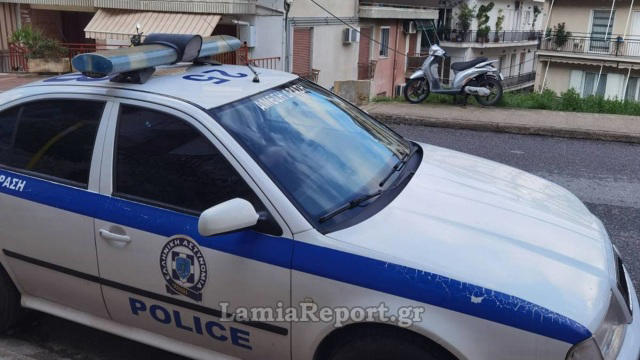 Σοκ στη Λαμία: Στη φυλακή 53χρονος που ξυλοκόπησε τον ηλικιωμένο πατέρα ...