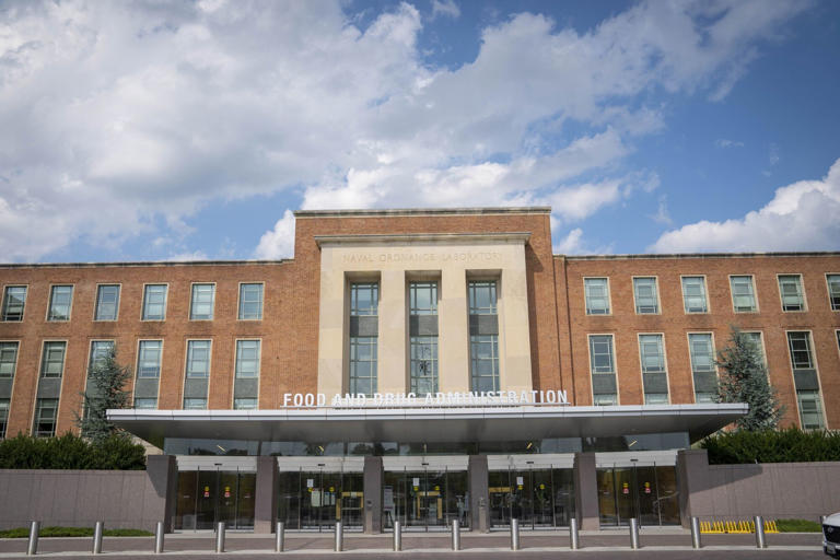 FDA wants suicide warning removed from weight-loss drugs