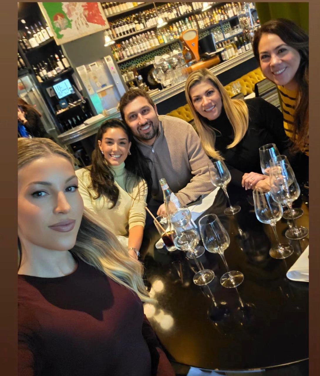 Ale Capetillo y Andy Benavides protagonizan un inesperado encuentro en ...