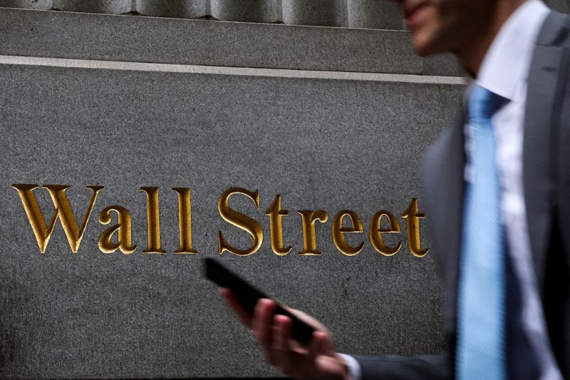 Wall Street ouvre stable après l'inflation US, le Dow Jones proche d'un ...