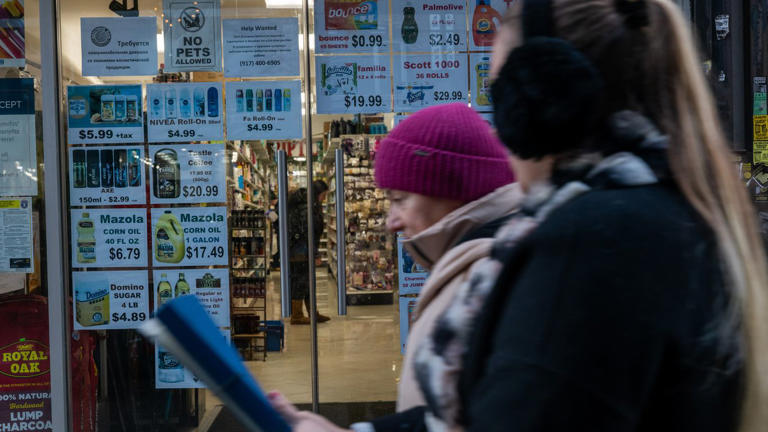 Inflation holds steady in December as White House ramps affordability push