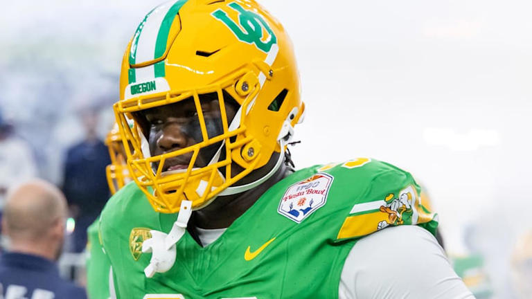 Oregon Ducks lose seventh defensive lineman to transfer portal