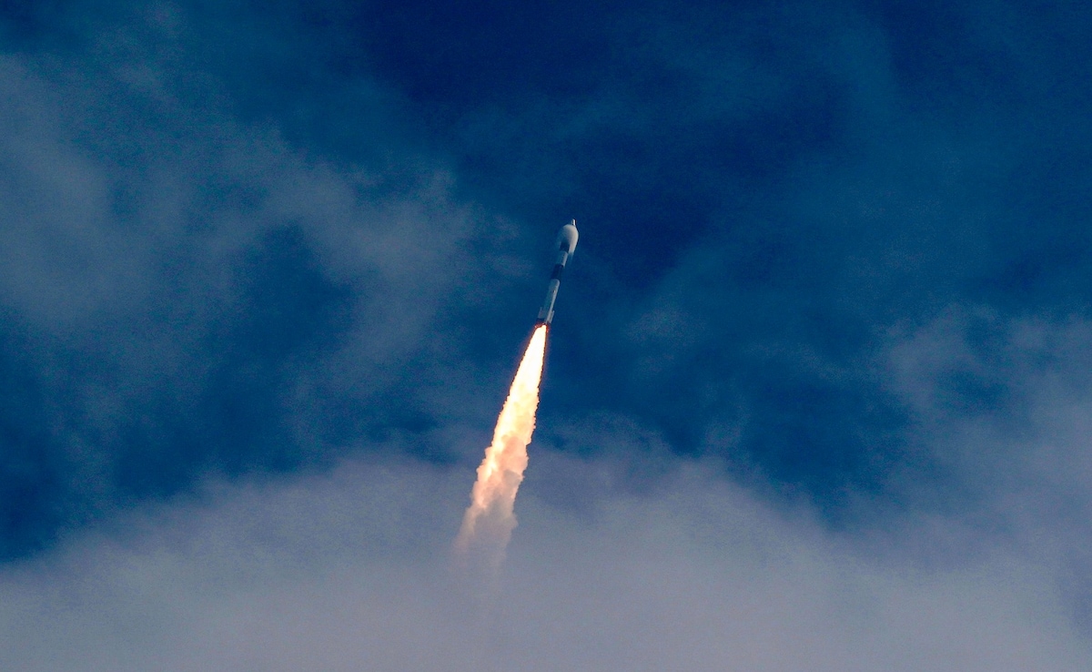 There were 16 'passengers' on failed PSLV mission, only 'kid' survived