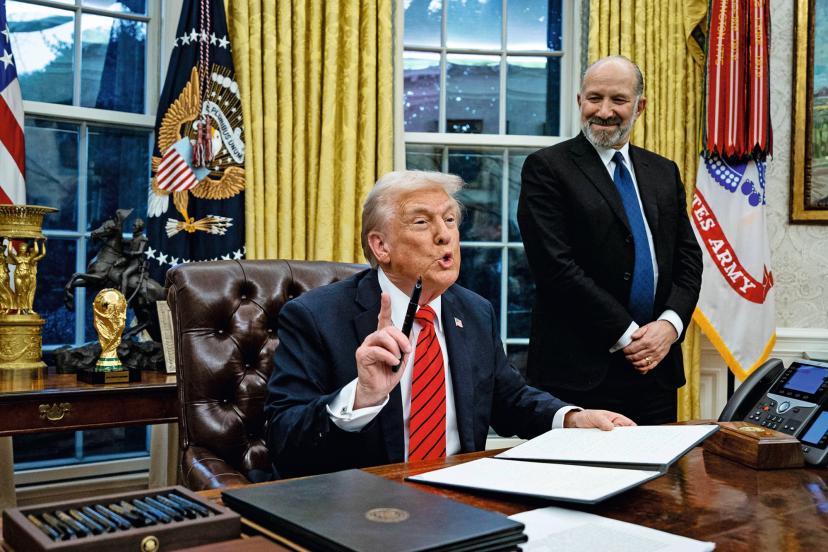 Donald Trump beschuldigd van het lekken van 'marktgevoelige informatie'