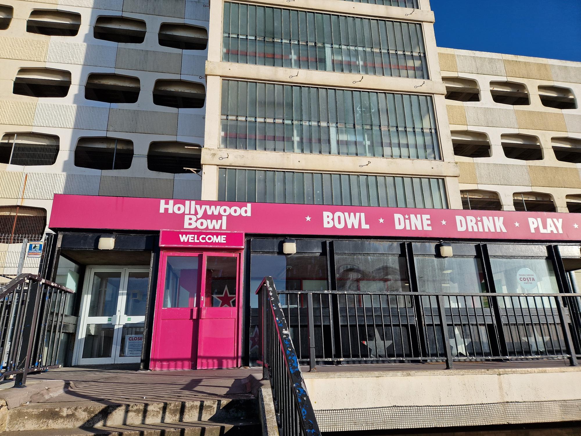 My family had such fun bowling in Sussex - it was the perfect winter ...