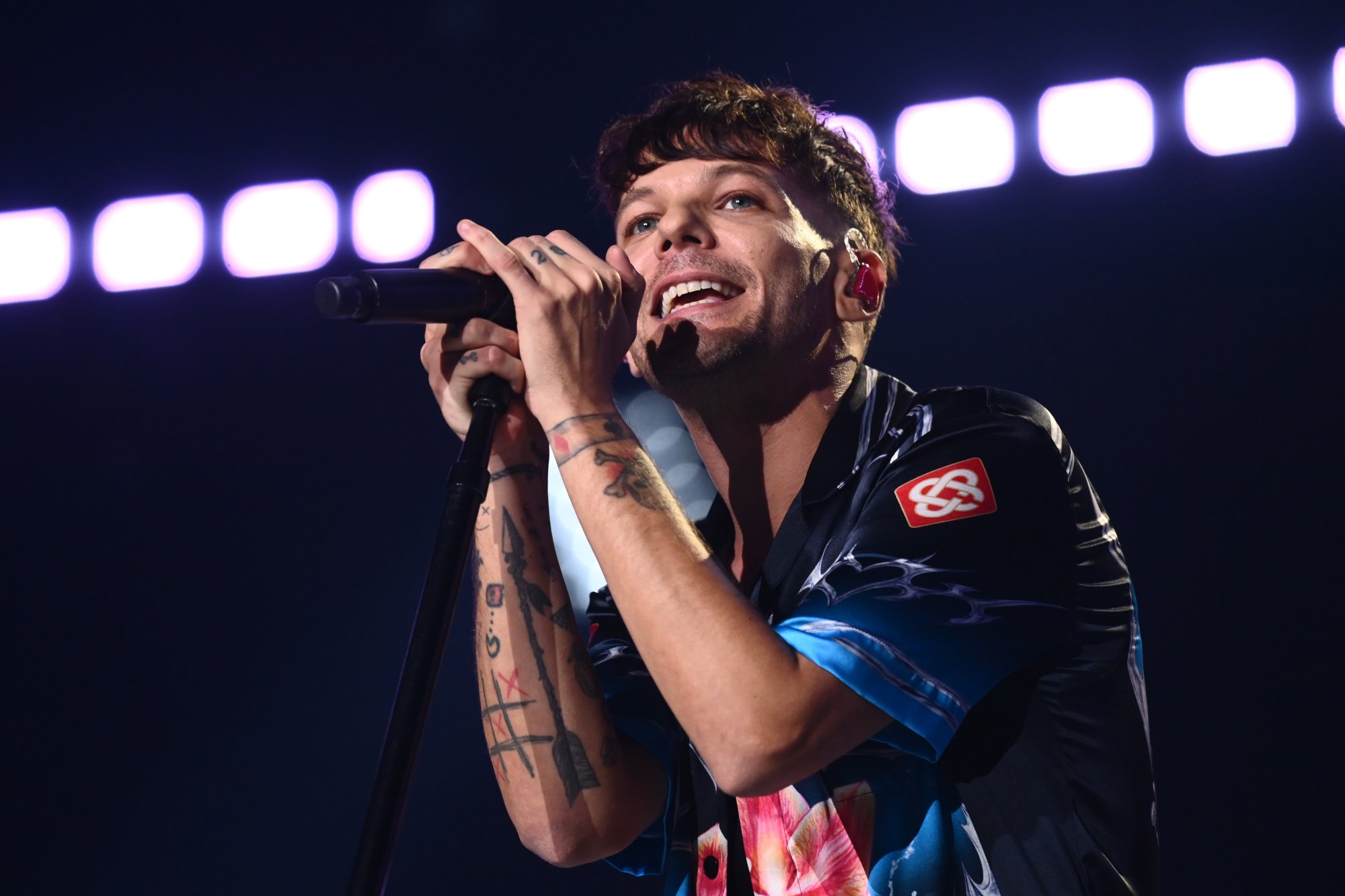 Louis Tomlinson onzeker over solocarrière na One Direction: 'Ik wilde ...