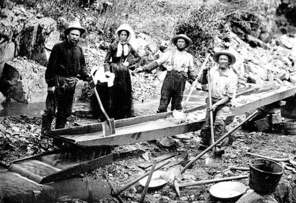 See the earliest photos of America that transport you back in time