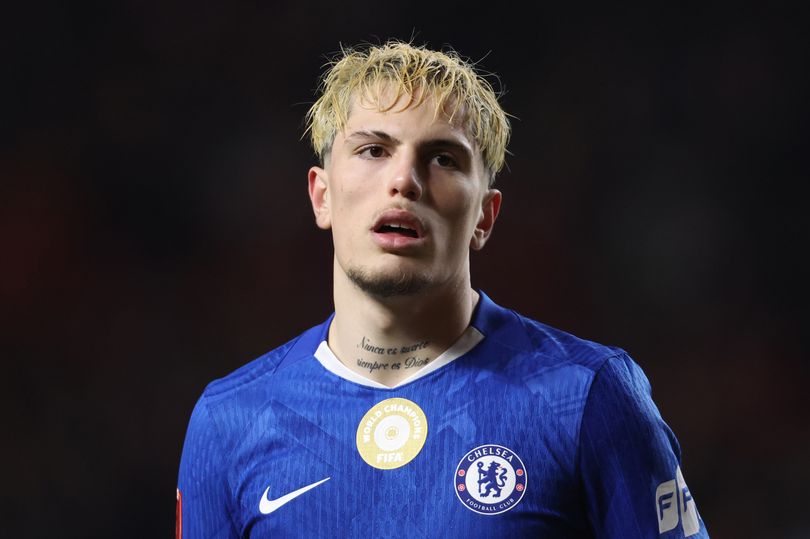 Alejandro Garnacho transfer panic as Chelsea refuse to give in after £ ...