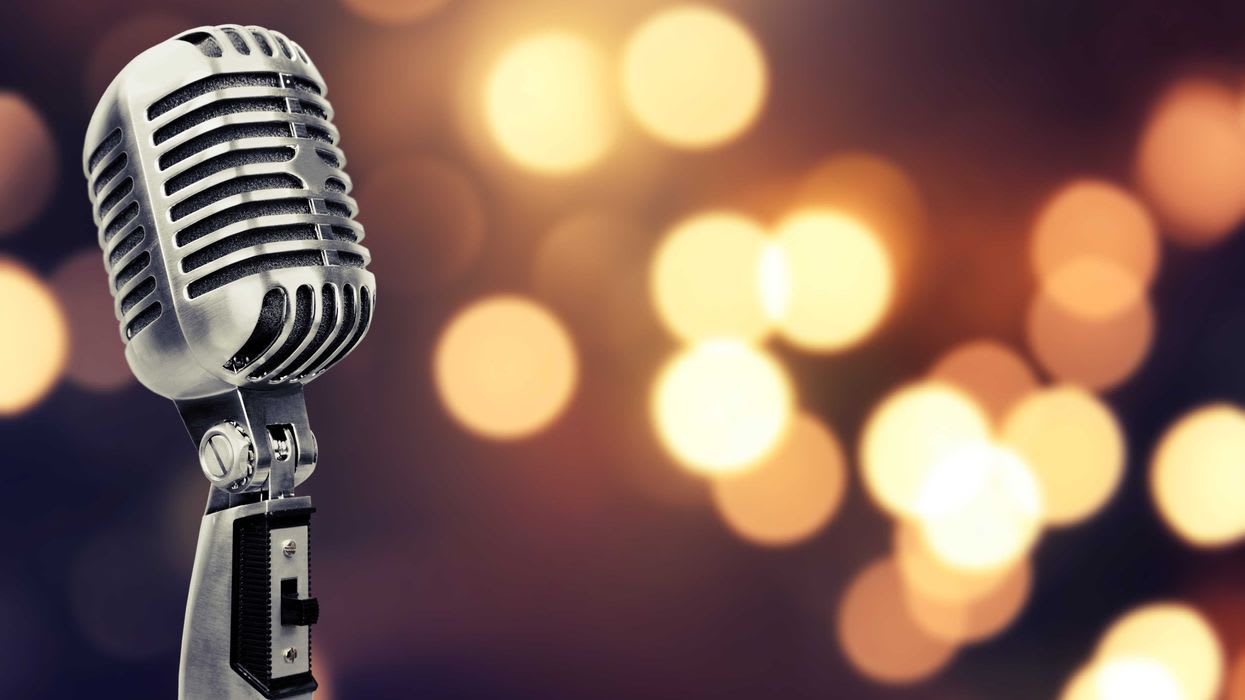 Right-wing influencer hurls threats after 'embarrassing' debate gaffe ...