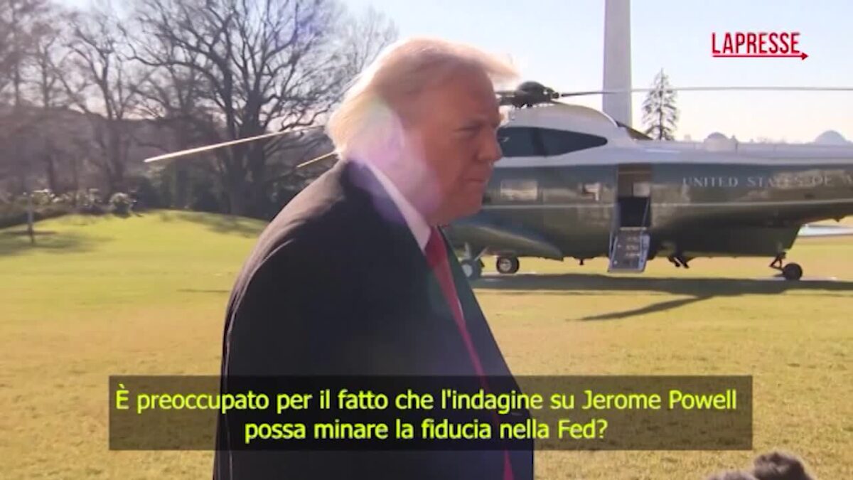 Trump attacca Powell: "Incompetente o disonesto"
