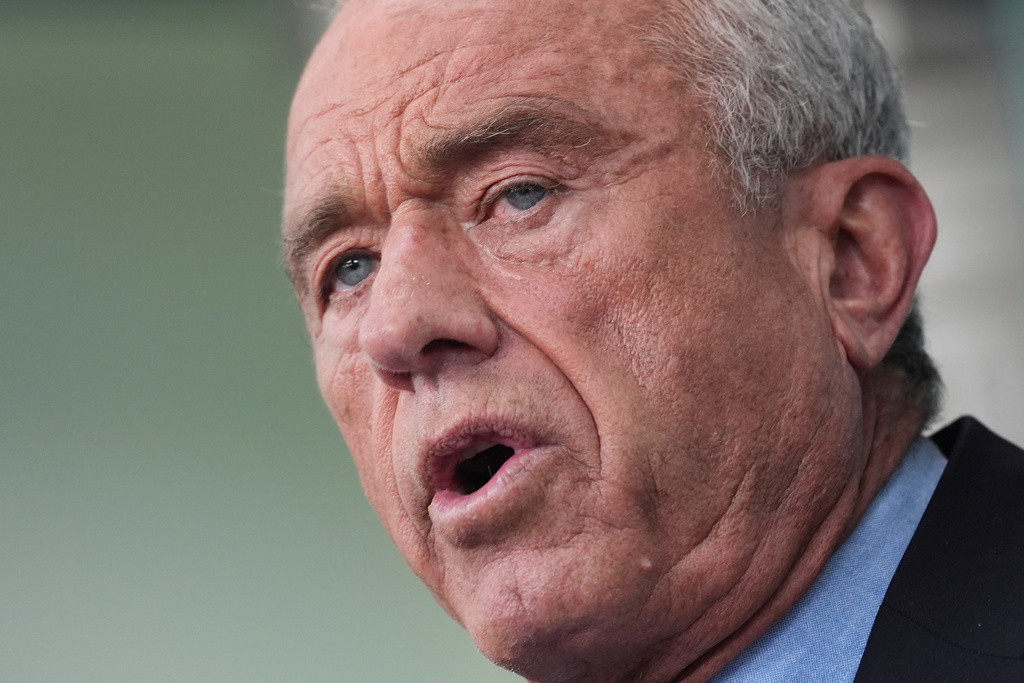 RFK Jr. moves to shake up vaccines in pregnancy by putting two OB-GYNs ...