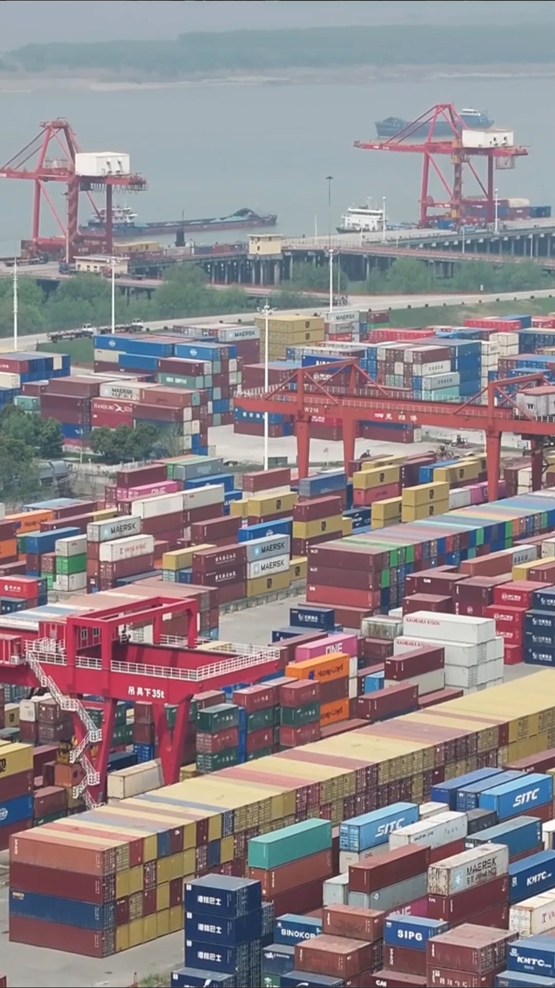 US announces 25% tariff on Iran’s trading partners amid protests