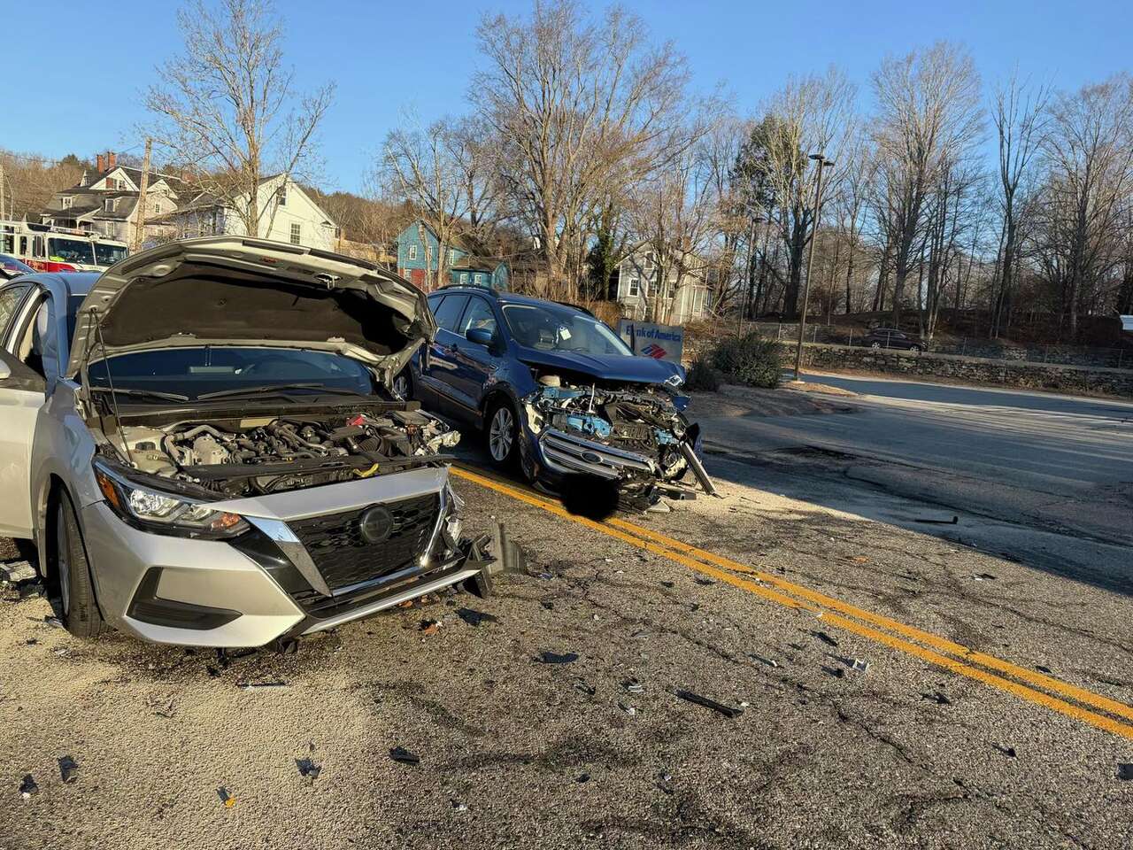 Norwich 2-car crash on Town Street causes injuries Tuesday morning ...