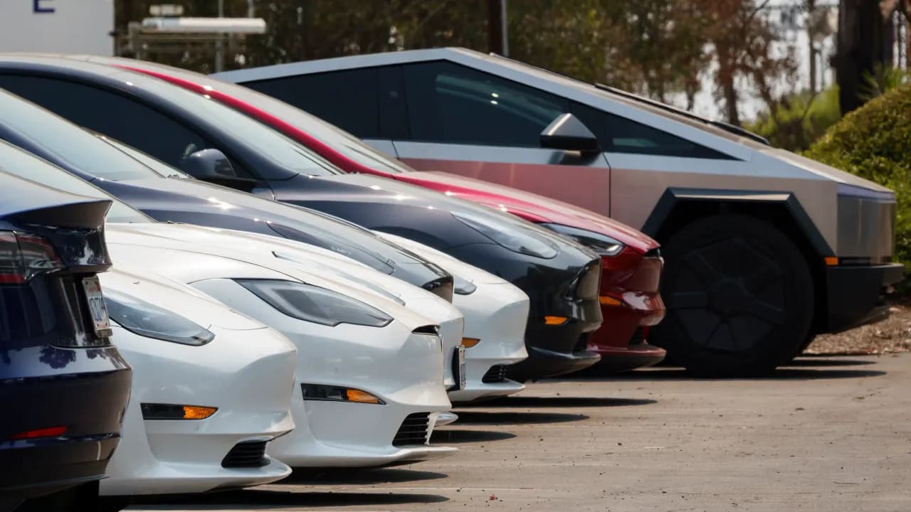 Fund manager flags concerns about Tesla’s dwindling delivery numbers ...