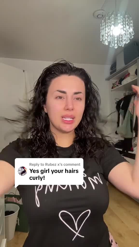 Testing if my hair is secretly curly with one viral spray