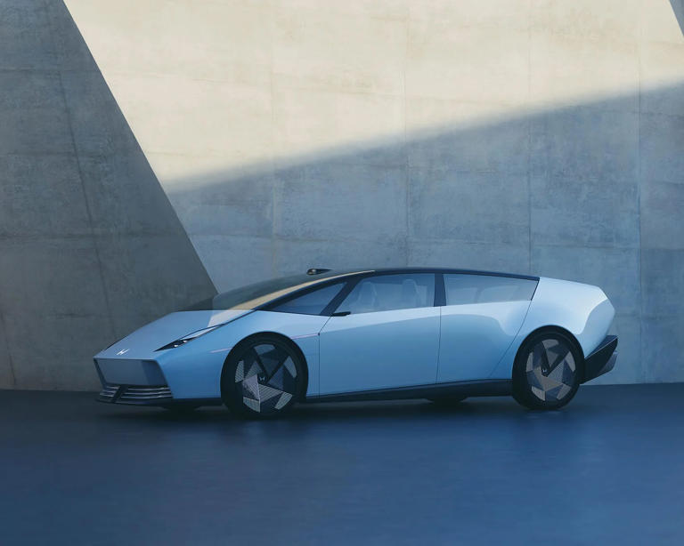 Honda is giving its official logo a new look for the first time in years