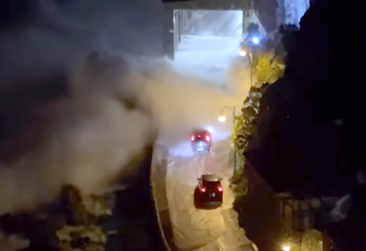 Monster wave nearly washes cars off road in Italy (video)