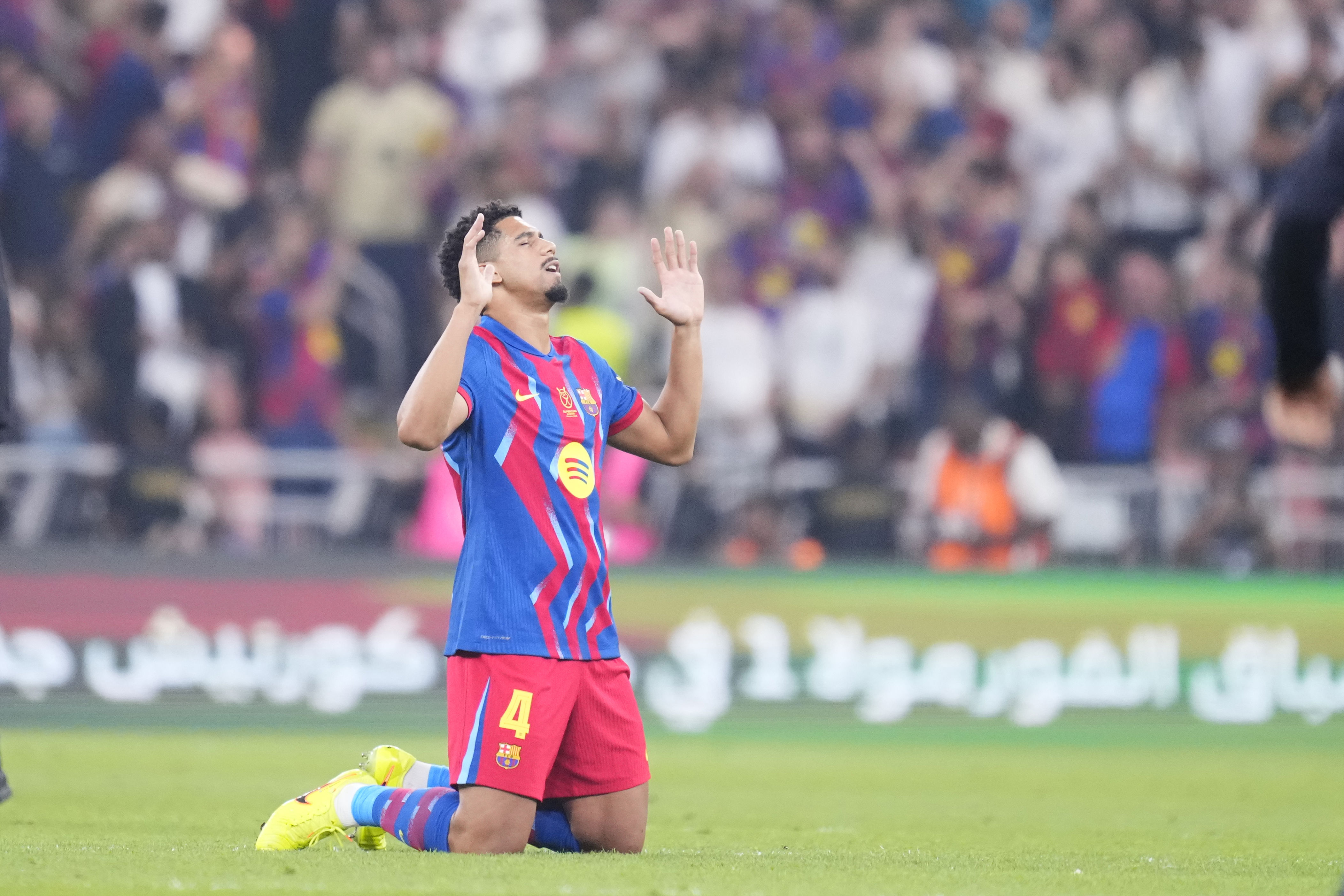 What Ronald Araujo told Barcelona players in pre-match speech before ...