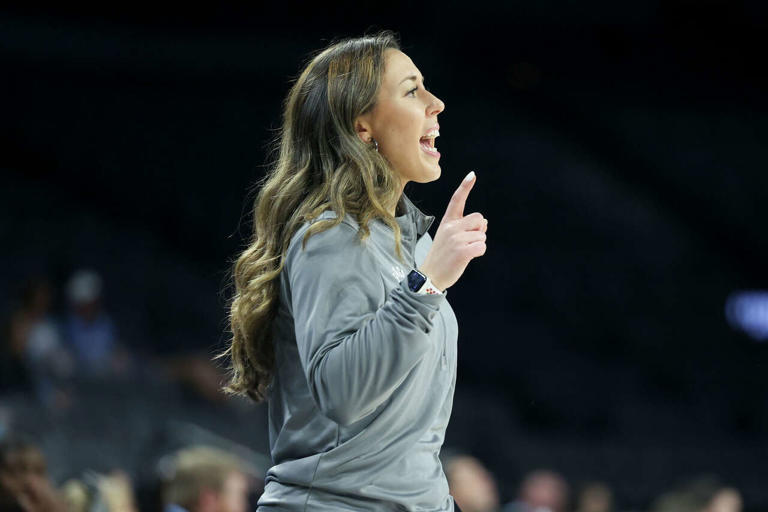 Fairfield women's basketball team is hitting 3-pointers at record pace ...