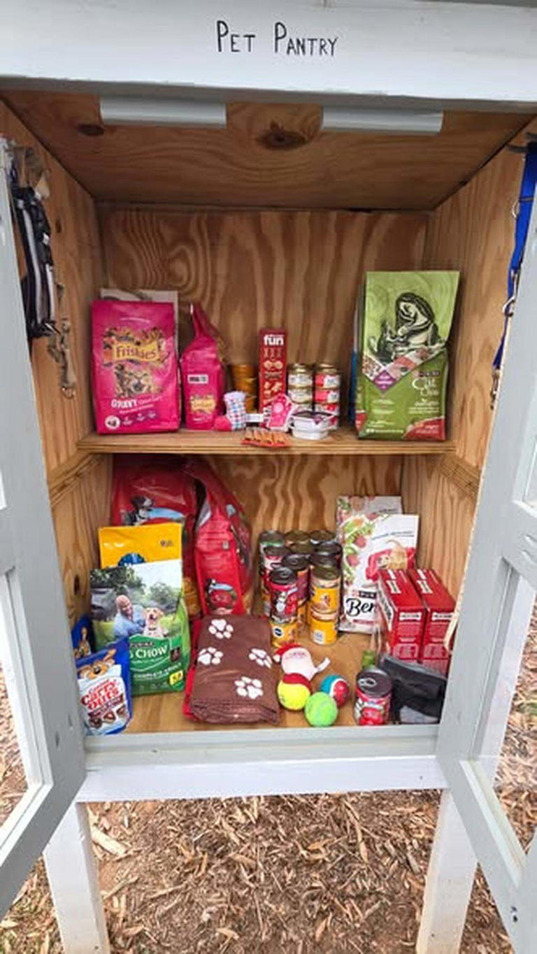 Police 'disappointed' after someone emptied Lake Norman pet food pantry