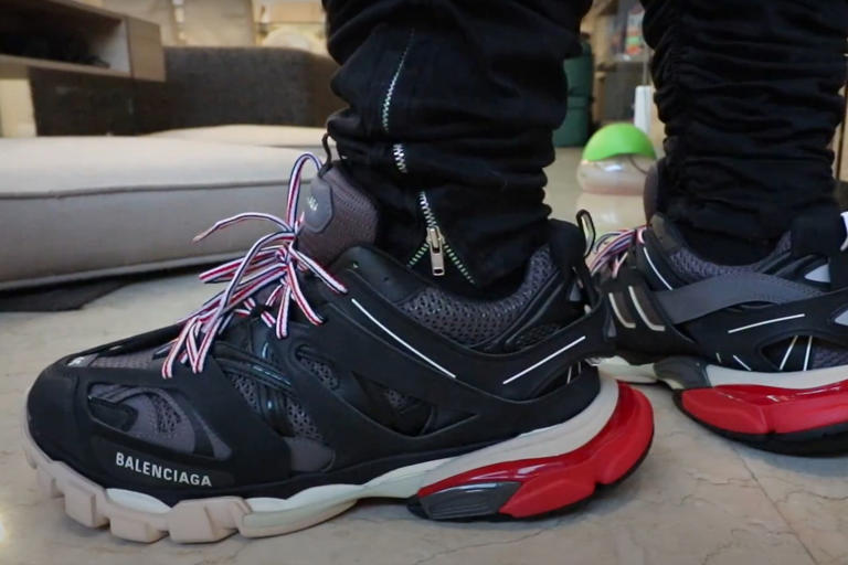 Zapatillas deportivas combinadas con ropa formal: 7 aciertos y 7 errores