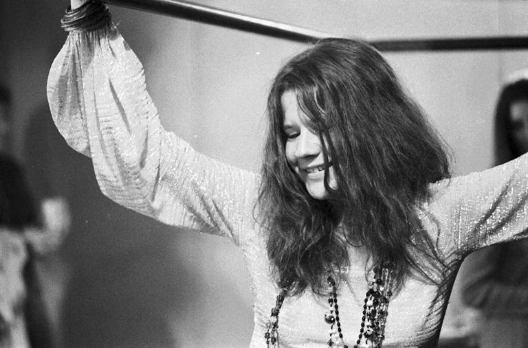 8 female rock stars who were total crush material in the '70s and '80s