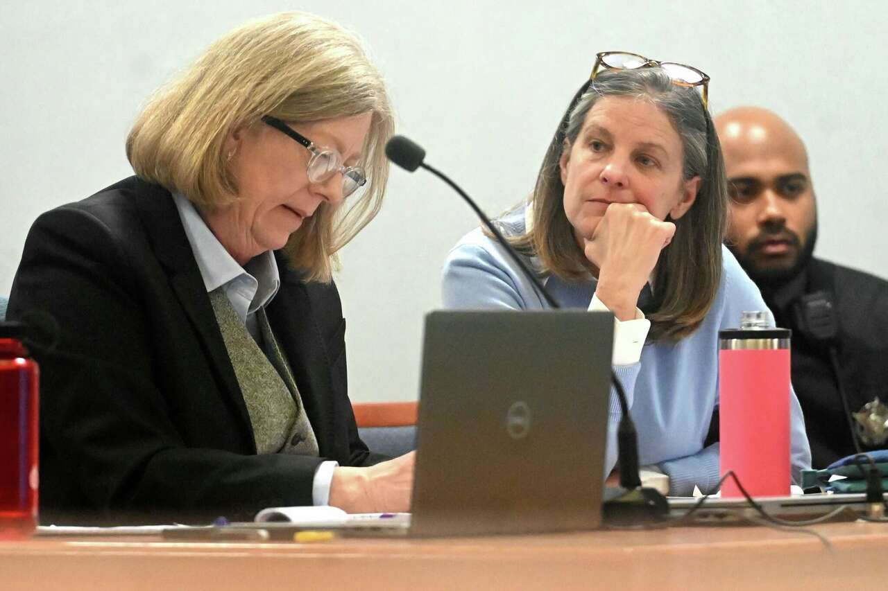 Expert witness takes stand Tuesday as Michelle Troconis seeks to ...