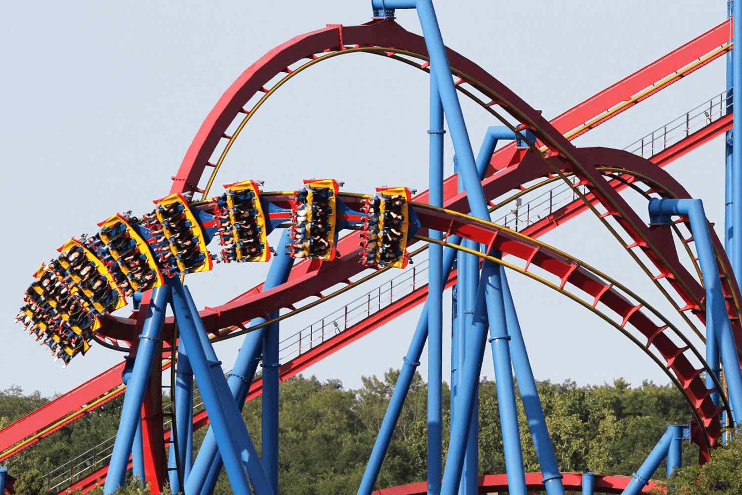 Six Flags guest sues park after allegedly falling from 'Superman ...