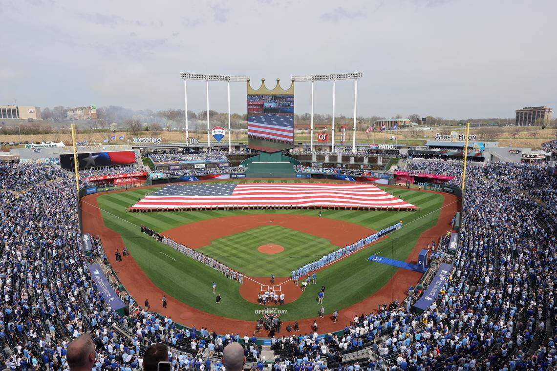 Royals announce new outfield dimensions for Kauffman Stadium. Here's ...