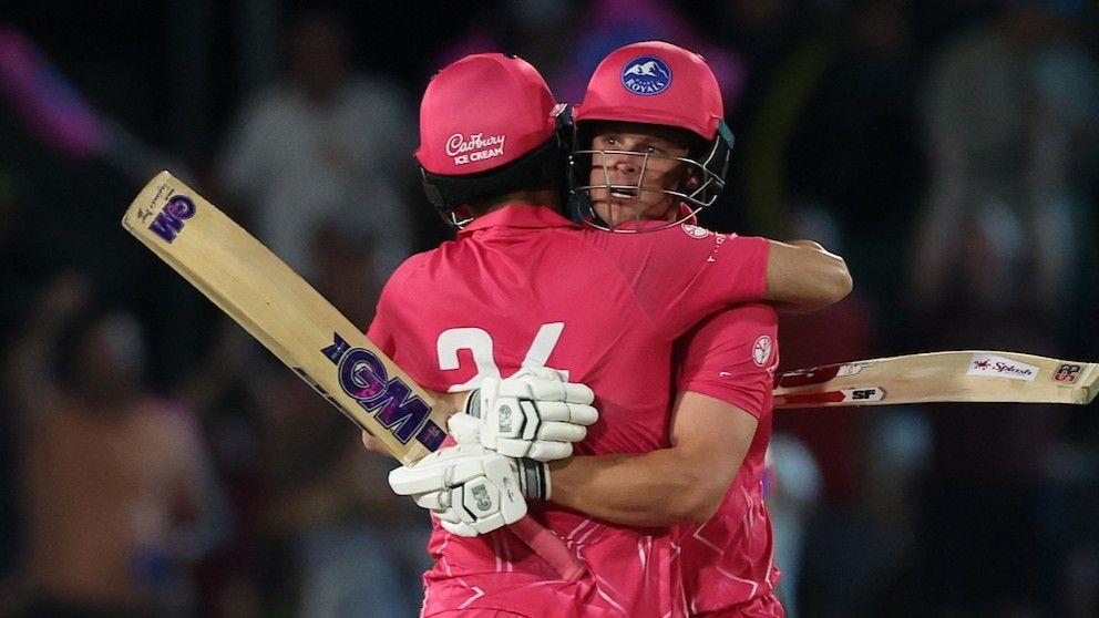 Raza's last-ball six lifts Paarl up to second in SA20