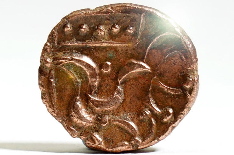 Extremely rare Celtic gold coin minted in Sleaford sells for £3,300 at ...