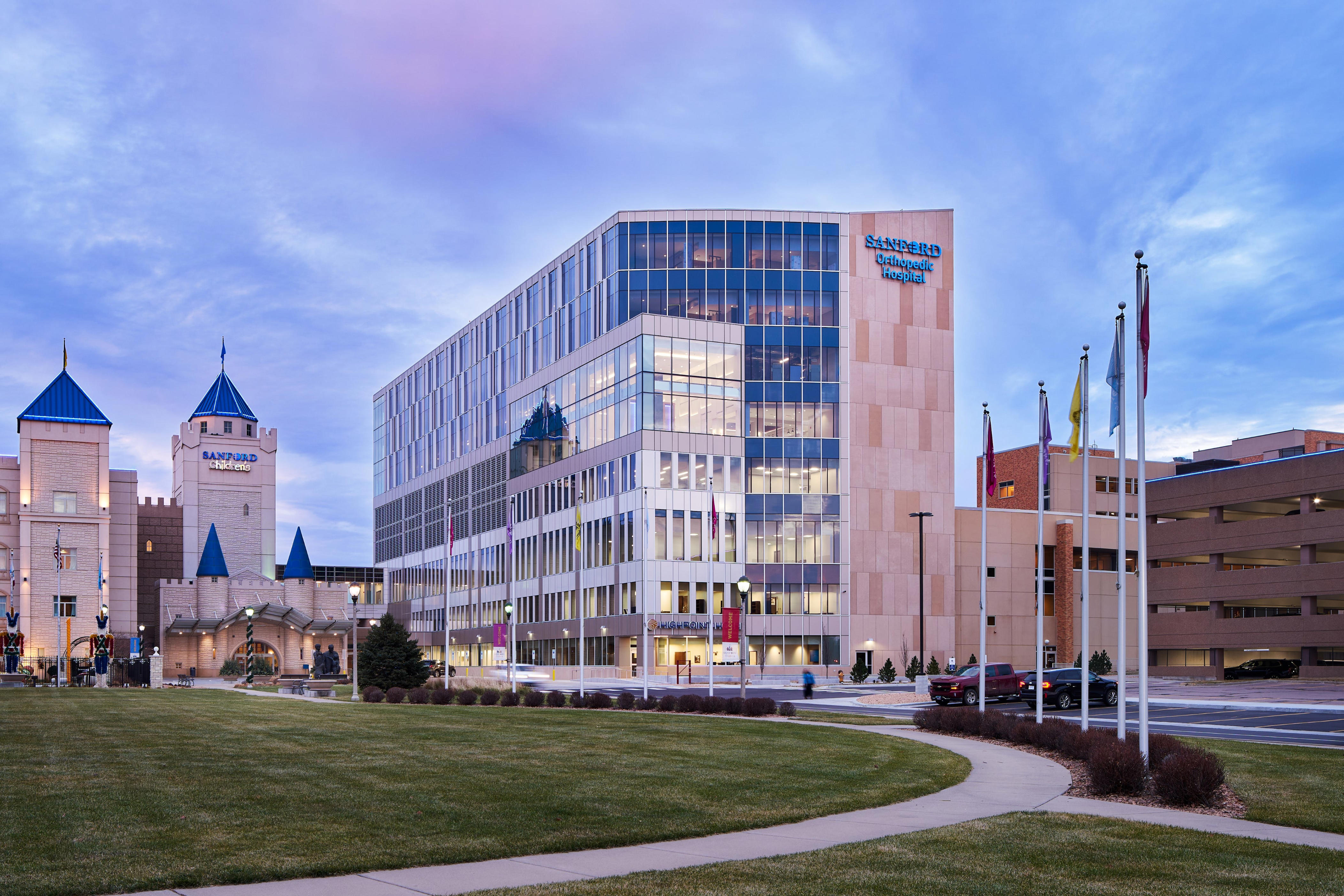 New orthopedic hospital, hotel 'bridges gap between hospital and home'