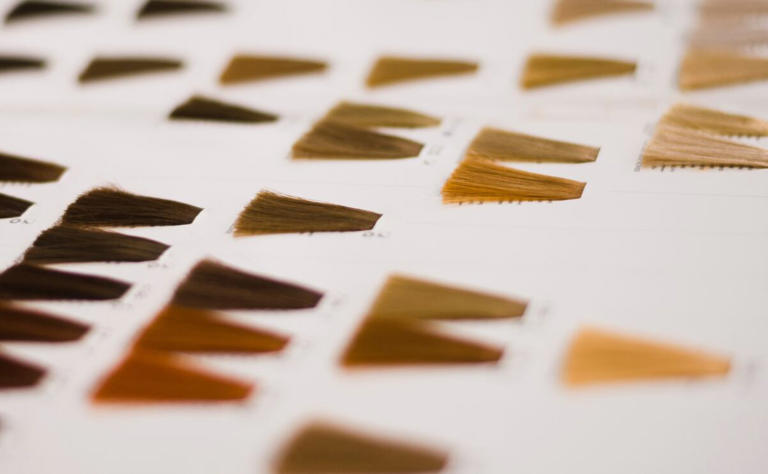 Colores de tintes que rejuvenecen