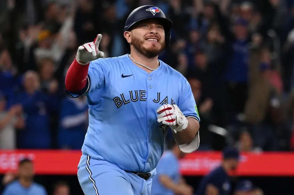 Alejandro Kirk’s net worth timeline (2016 to 2026): Inside the Toronto ...